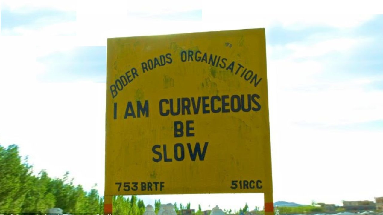 21 of the most Funniest Road Signs 🚗😂