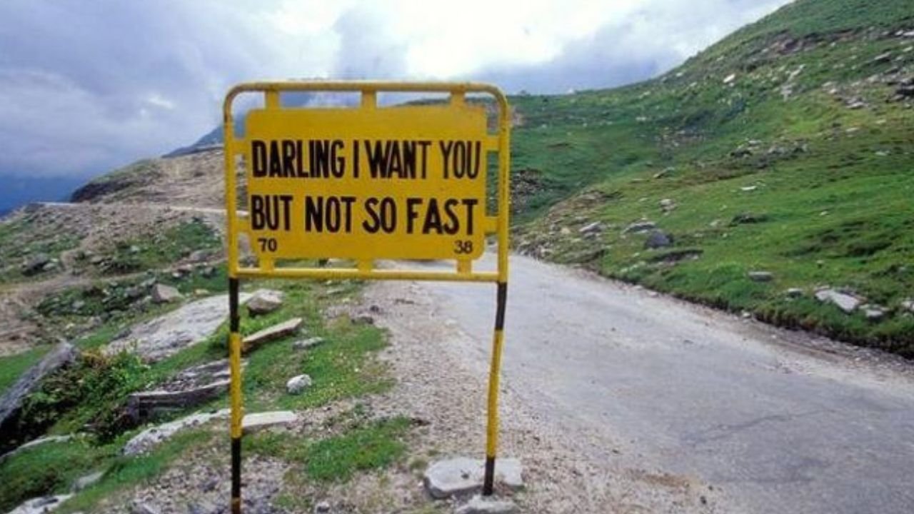 21 of the most Funniest Road Signs 🚗😂
